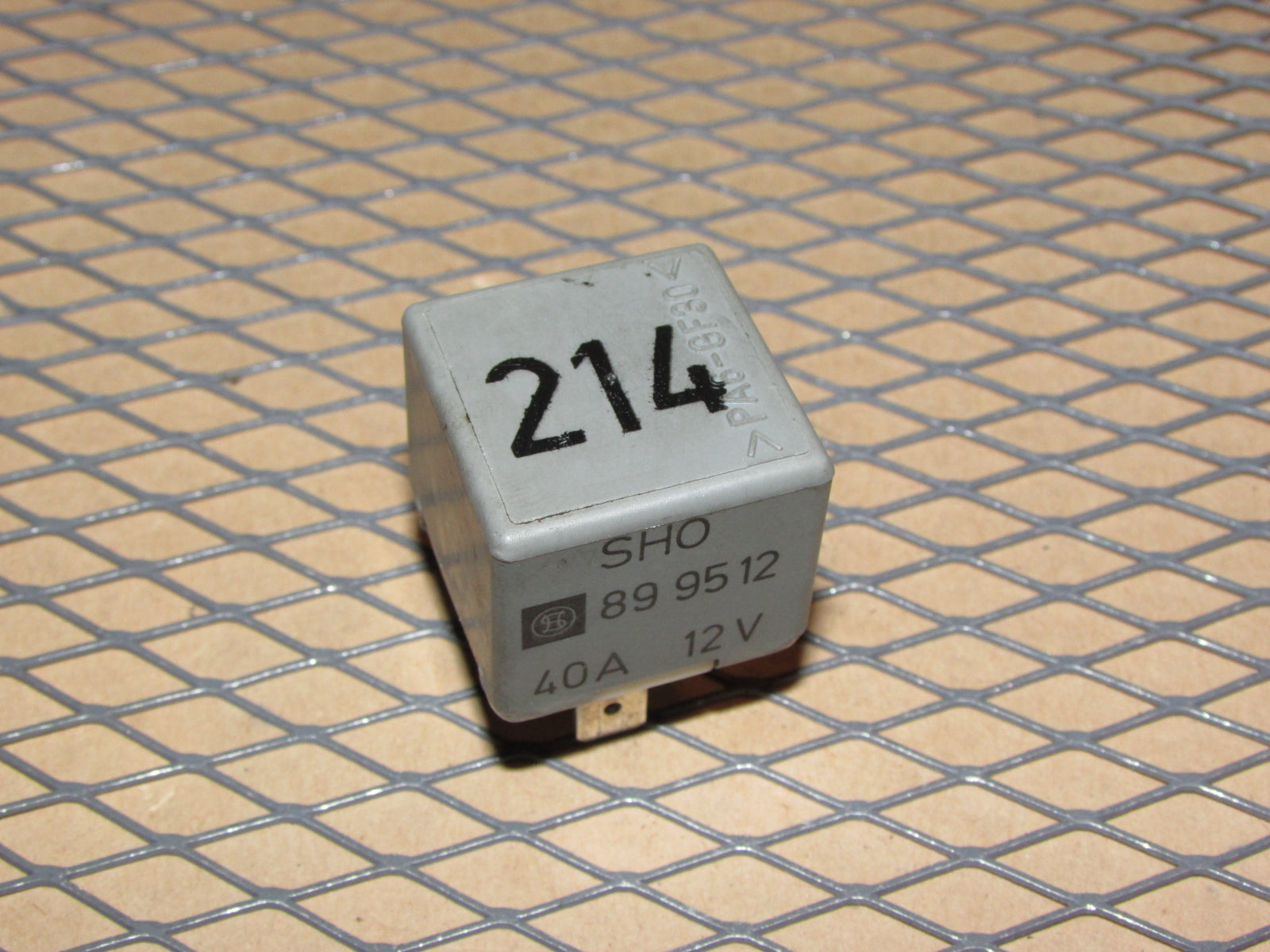 Audi & Volkswagen Relay (214) 443 951 253K – Autopartone