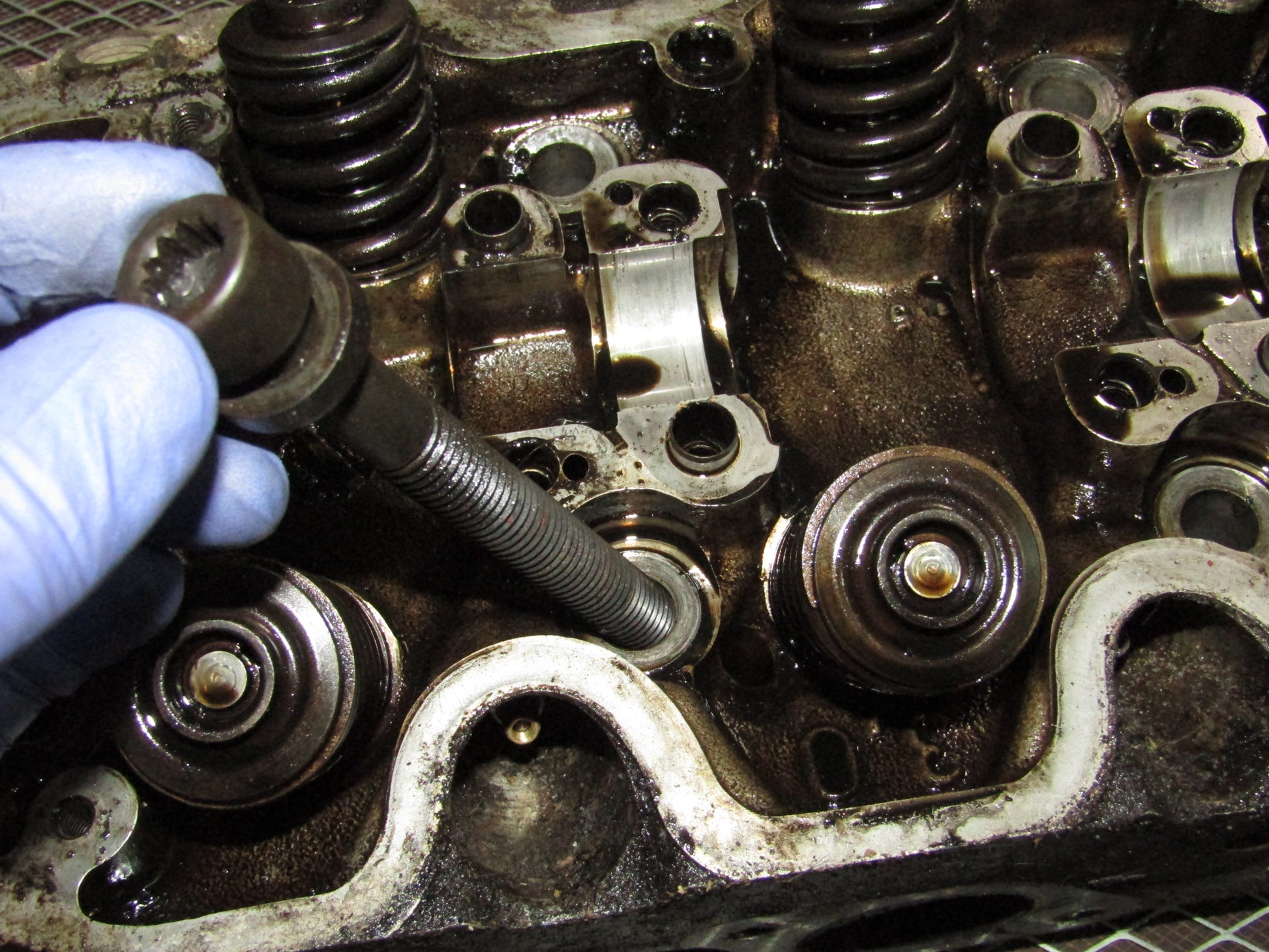 86-93 Mercedes Benz 300E OEM Engine Cylinder Head Mounting Bolt ...