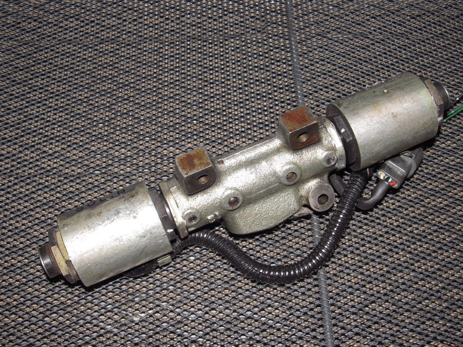 90 91 92 93 Nissan 300zx OEM Hydraulic Hicas Rear Power Steering Solen ...