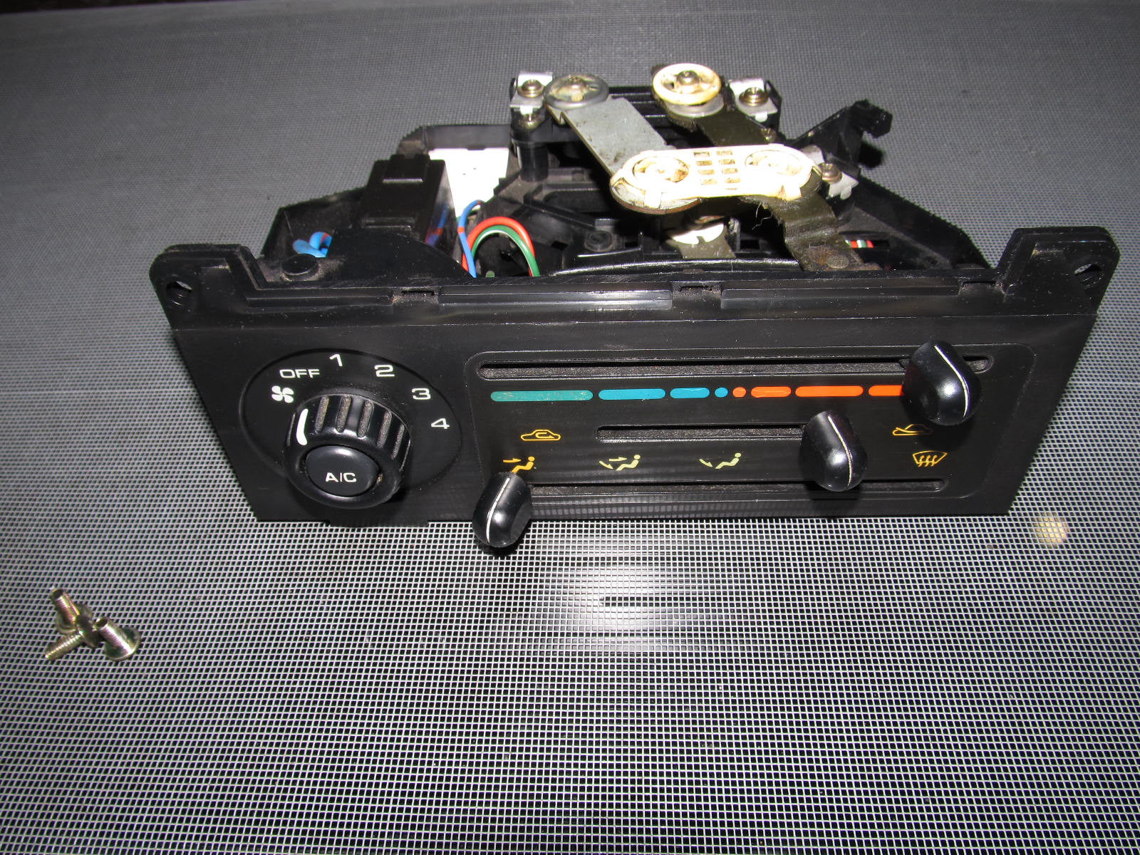 90 91 92 93 Mazda Miata OEM Climate Control – Autopartone