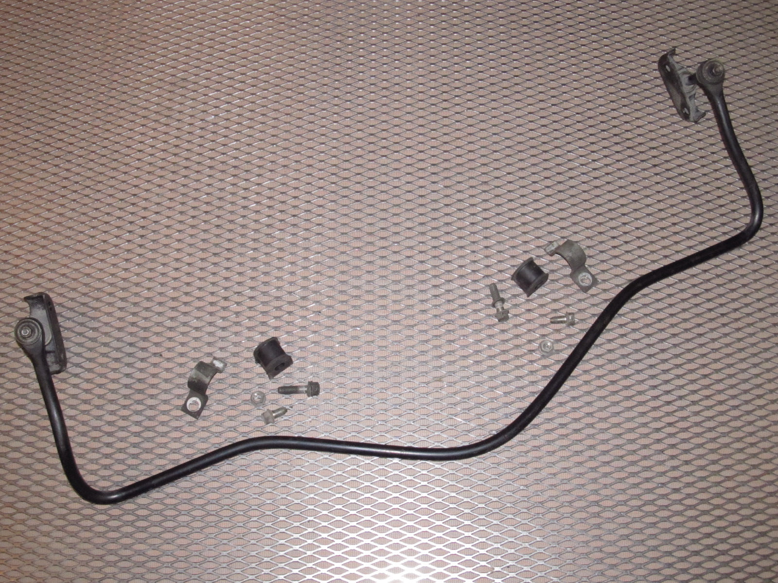 81-83 Mazda RX7 OEM Rear Stabilizer Bar – Autopartone