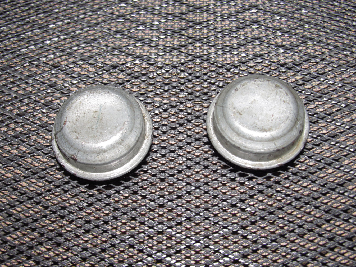 81-83 Mazda RX7 OEM Front Wheel Hub Center Cap – Autopartone.com