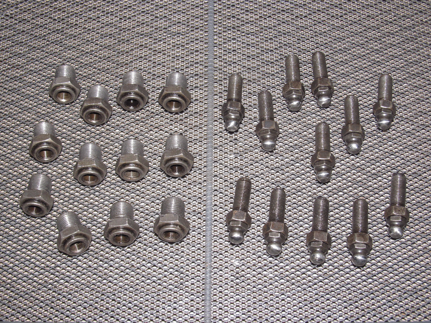 72 73 Datsun 240z OEM E88 Engine Valve Rocker Pivot & Pivot Bushing Se ...