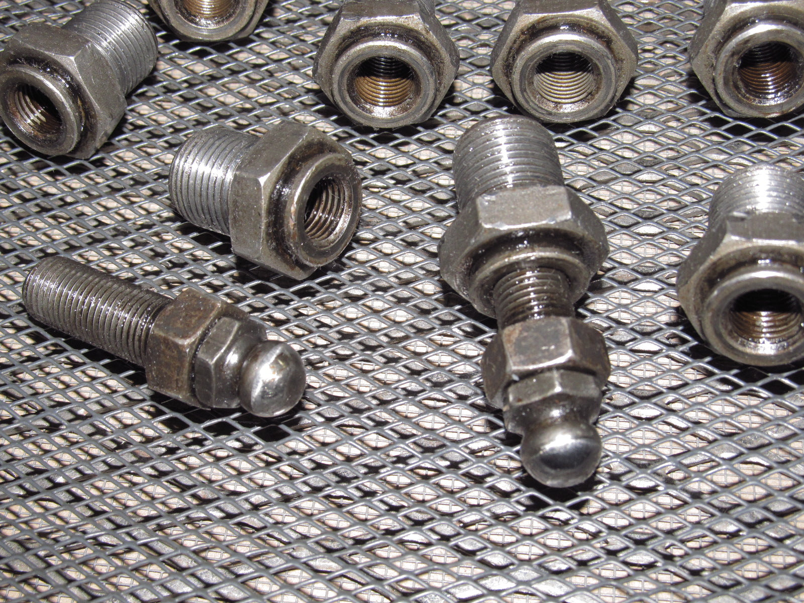 72 73 Datsun 240z OEM E88 Engine Valve Rocker Pivot & Pivot Bushing Se ...