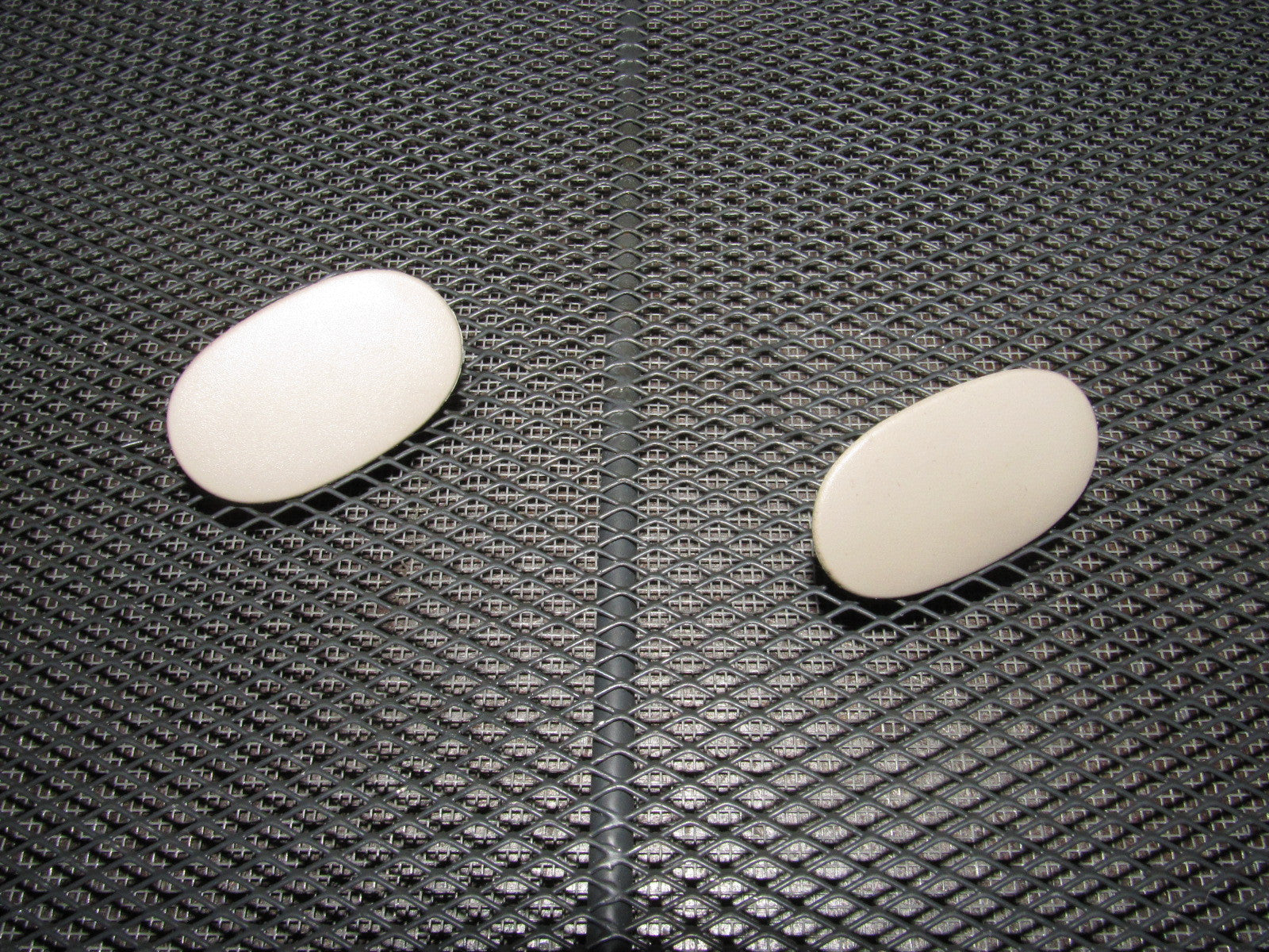 94-01 Acura Integra OEM Headliner Filler Cap - Front Left – Autopartone