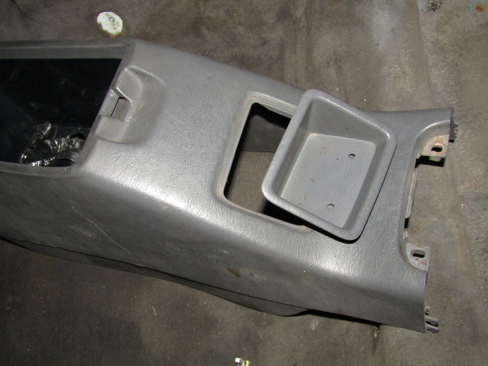 92-96 Toyota Camry OEM Center Console Tray – Autopartone