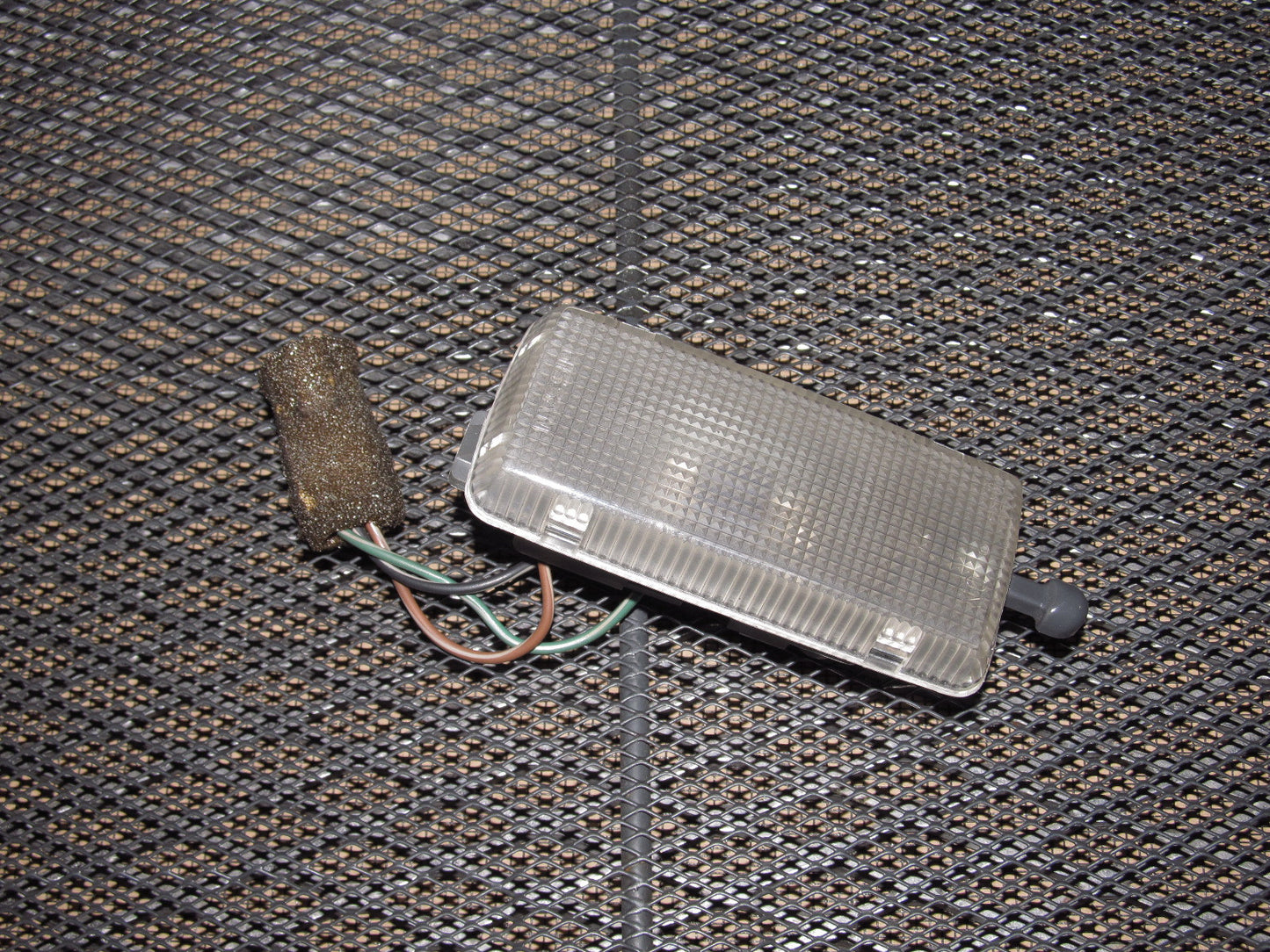 90-96 Nissan 300zx OEM Interior Trunk Courtesy Light – Autopartone