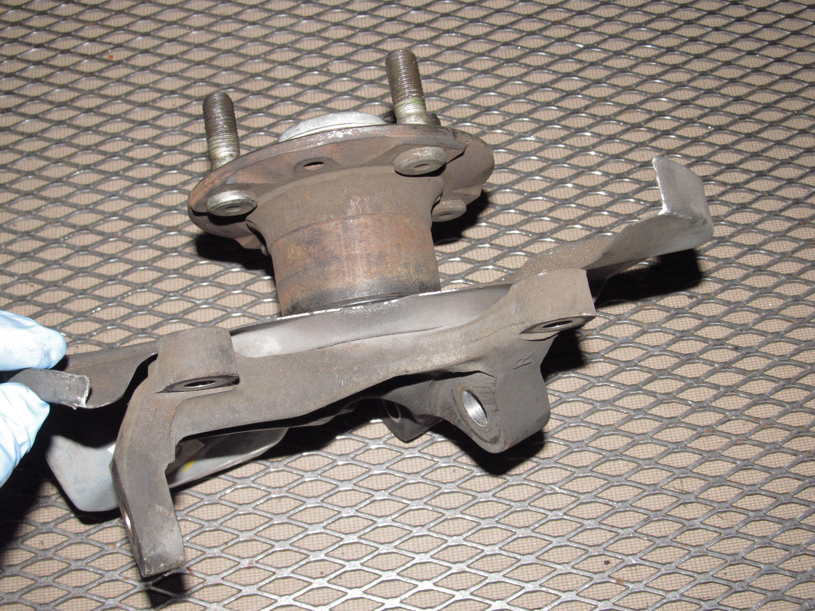 94 95 96 97 Mazda Miata OEM Front Wheel Hub & Spindle Assembly - Right ...