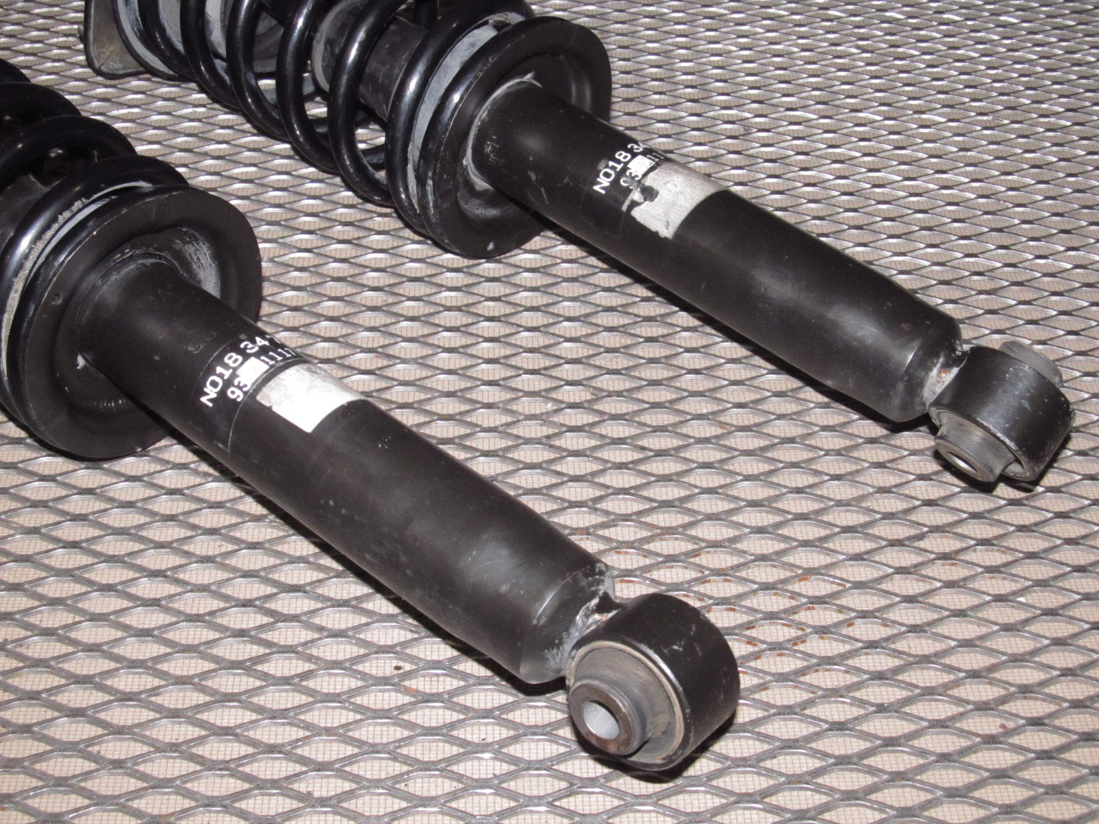 94 95 96 97 Mazda Miata OEM Front Strut Shock & Spring – Autopartone