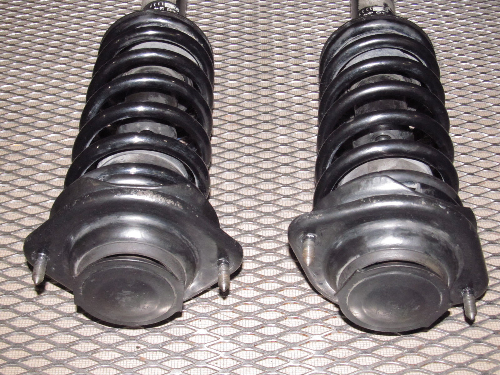 94 95 96 97 Mazda Miata OEM Front Strut Shock & Spring – Autopartone