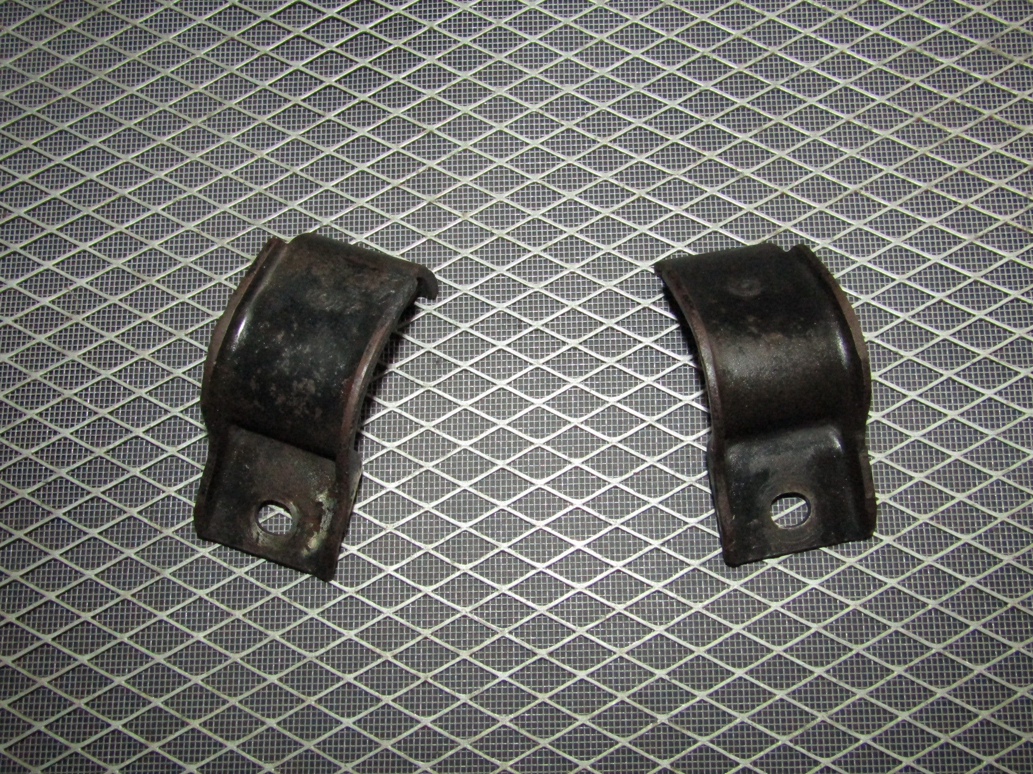 92-96 Toyota Camry OEM Upper Radiator Mounting Bracket – Autopartone