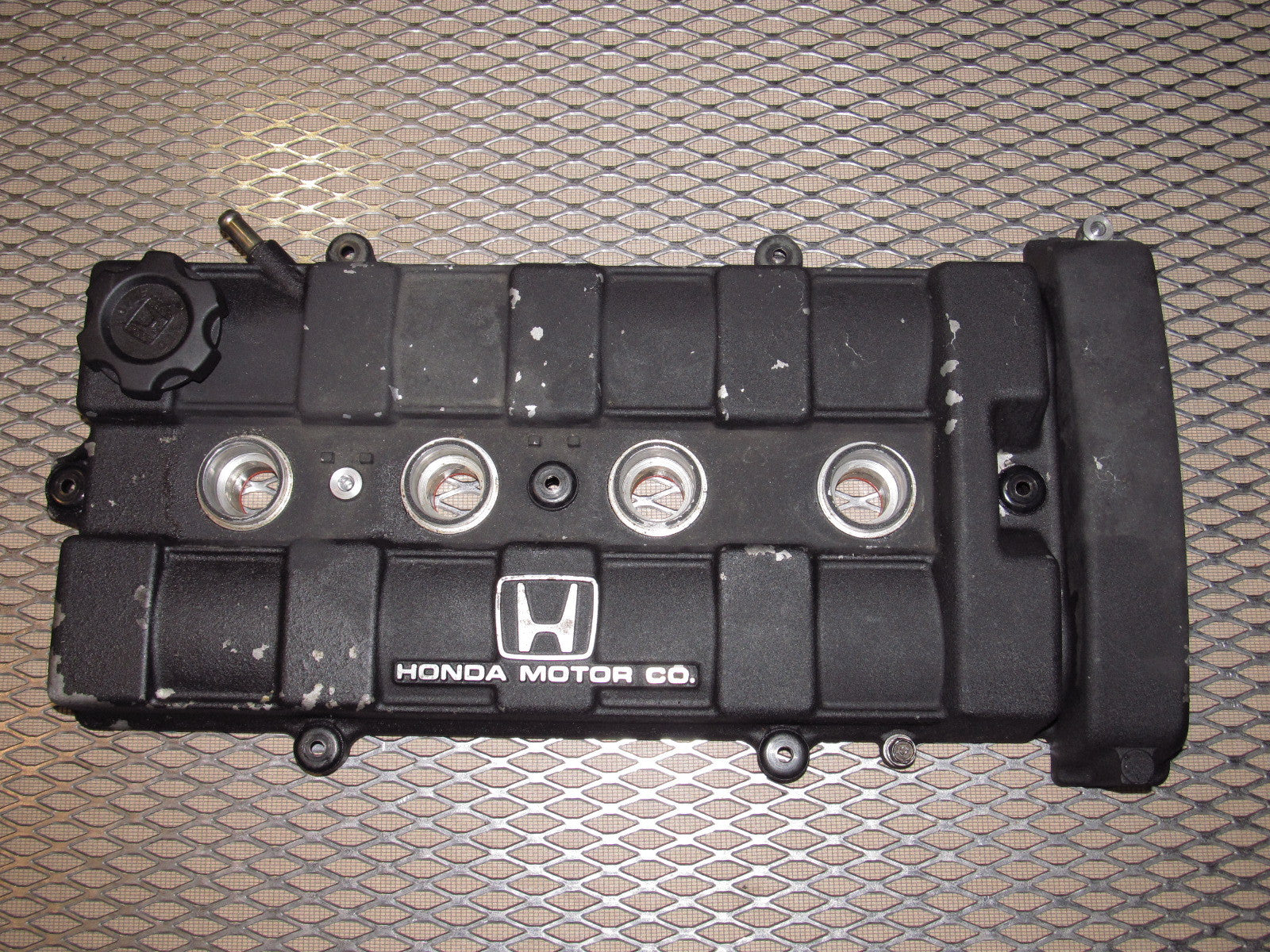 92 93 Acura Integra OEM Engine Valve Cover - B18A1 – Autopartone