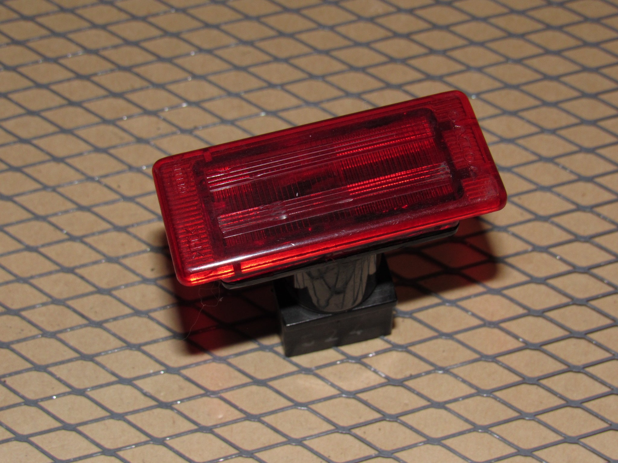 93 94 95 96 97 Volvo 850 OEM Door Courtesy Light Lamp – Autopartone