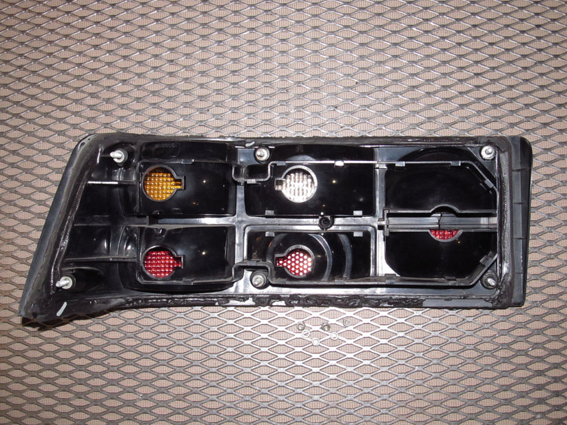 83-85 Porsche 944 OEM Tail Light - Right – Autopartone