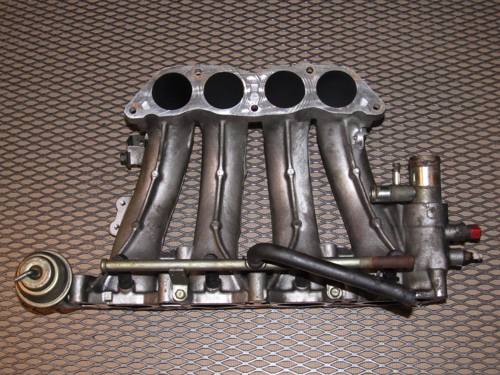 91 92 93 94 Nissan 240SX OEM Lower Intake Manifold Runner – Autopartone