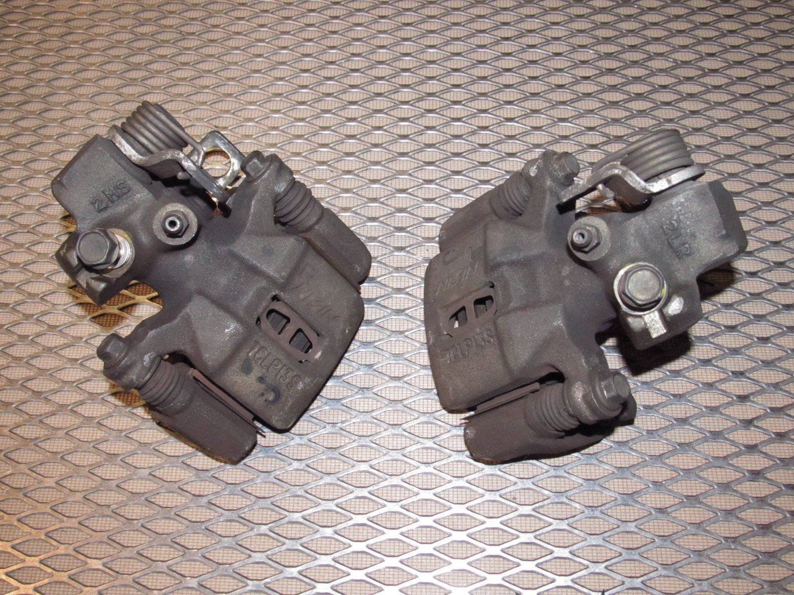 90 91 92 93 Acura Integra OEM Rear Brake Caliper - Set – Autopartone