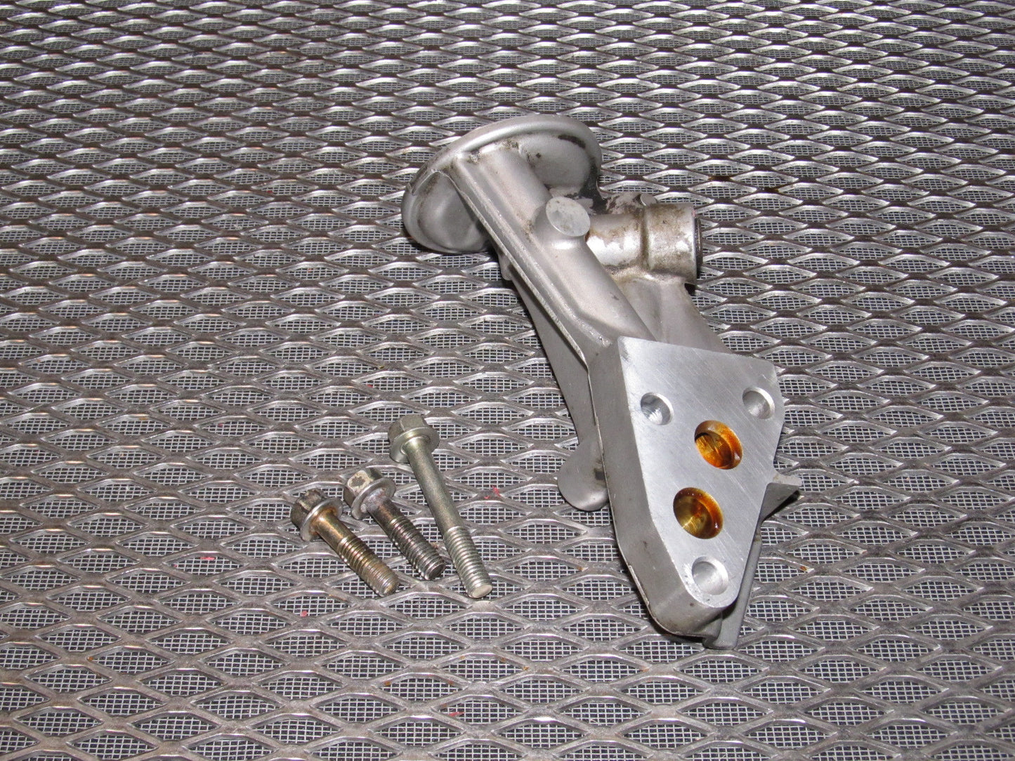 94 95 96 97 Mitsubishi 3000GT Engine Oil Filter Adapter Block – Autopartone