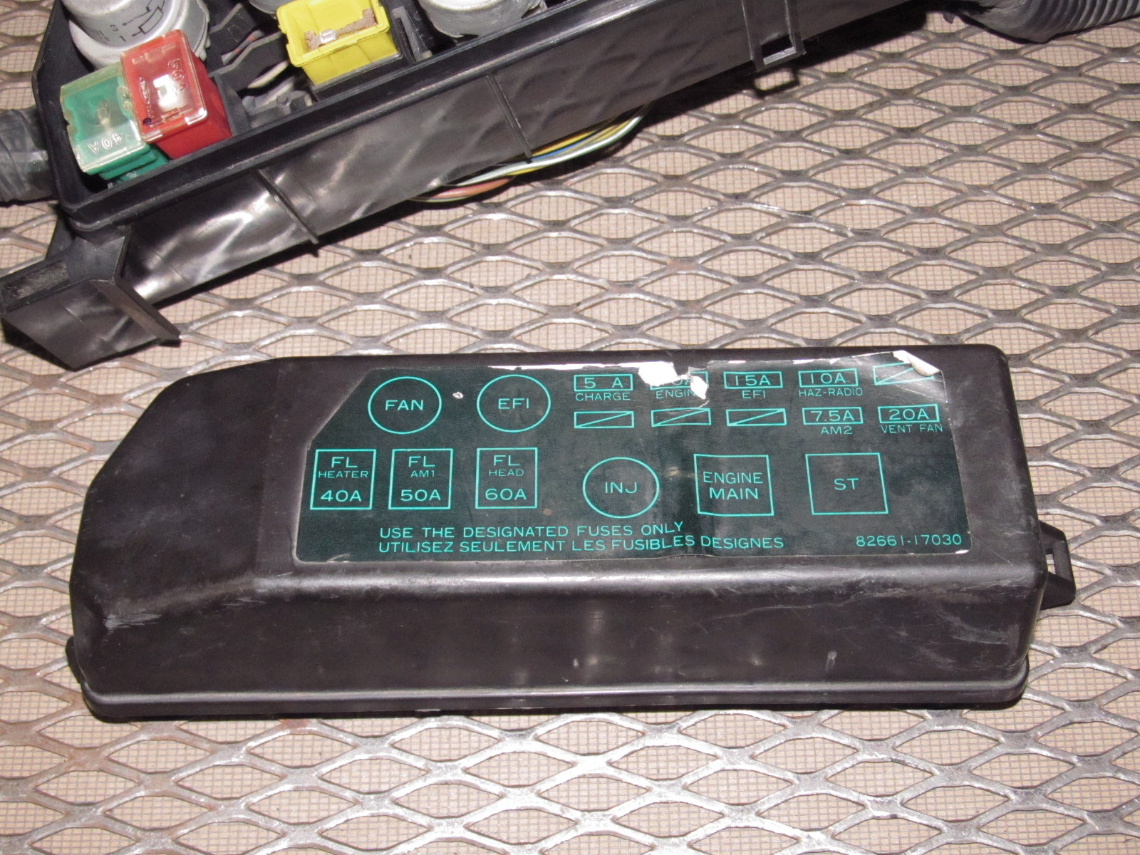 85 86 Toyota MR2 OEM Engine Fuse Box – Autopartone.com