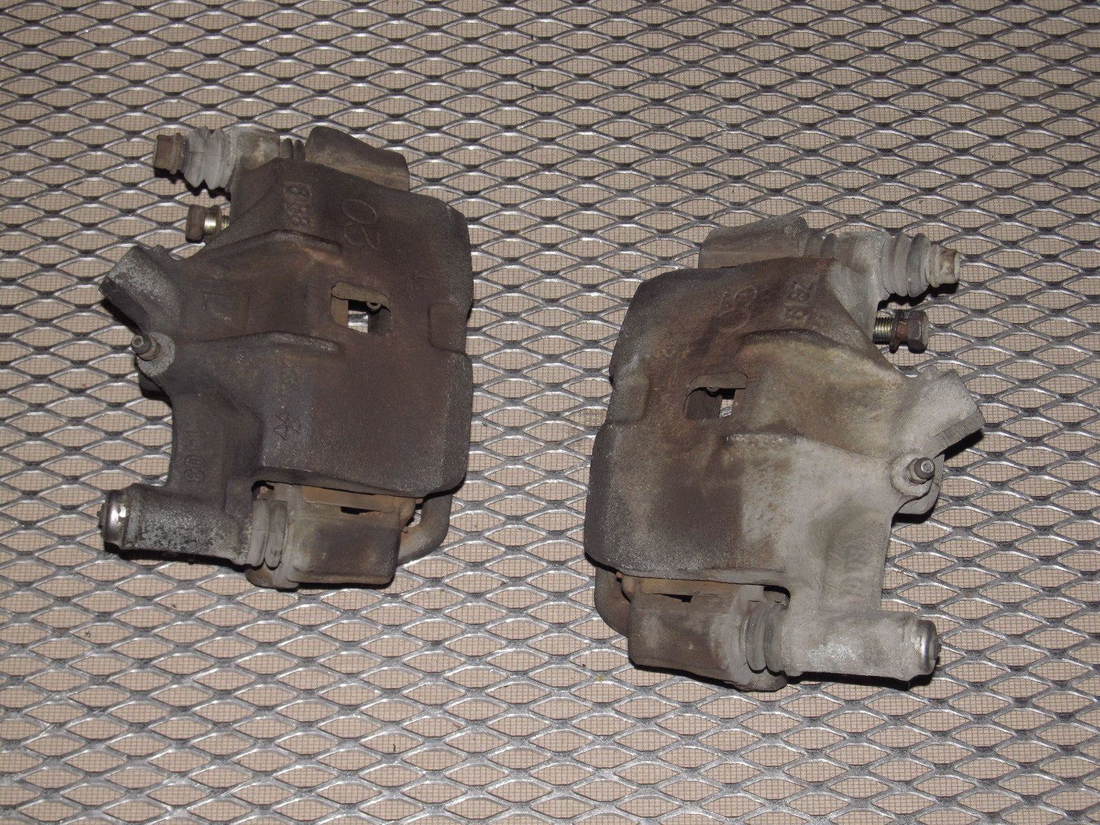 89 90 91 92 Toyota Supra OEM Rear Brake Caliper - Set – Autopartone