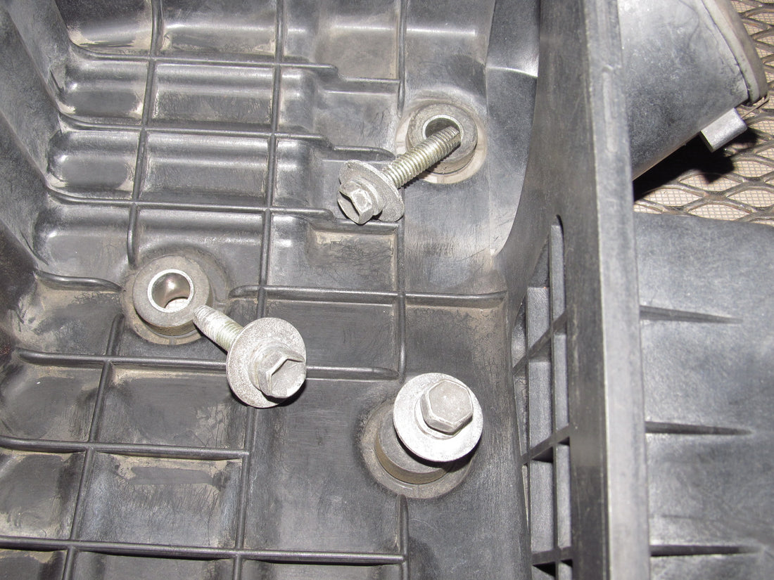 91 92 93 94 95 Toyota MR2 OEM Intake Air Box Lower Cover Mounting Bolt ...