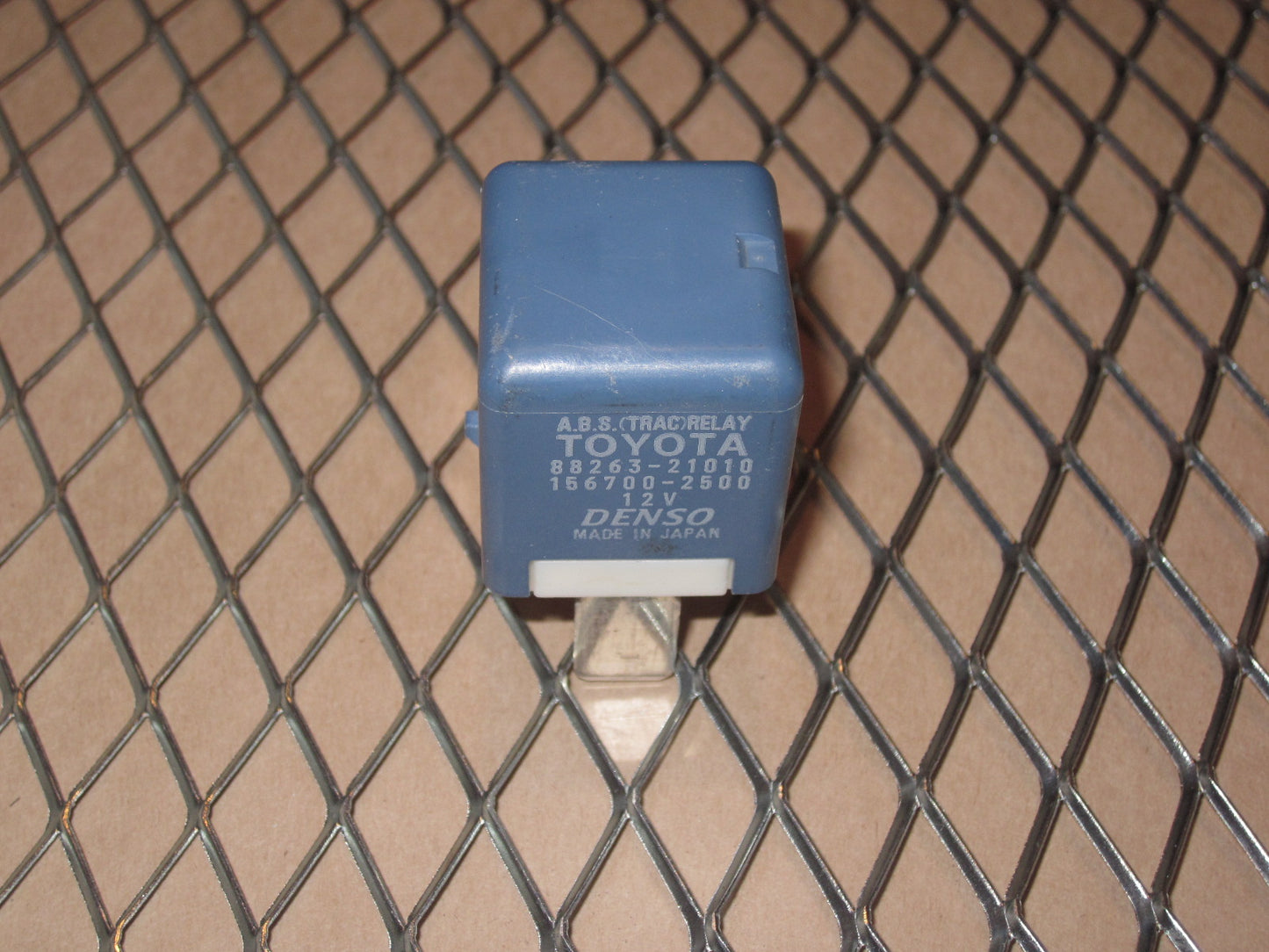 Toyota & Lexus ABS Trac Relay 88263-21010 – Autopartone