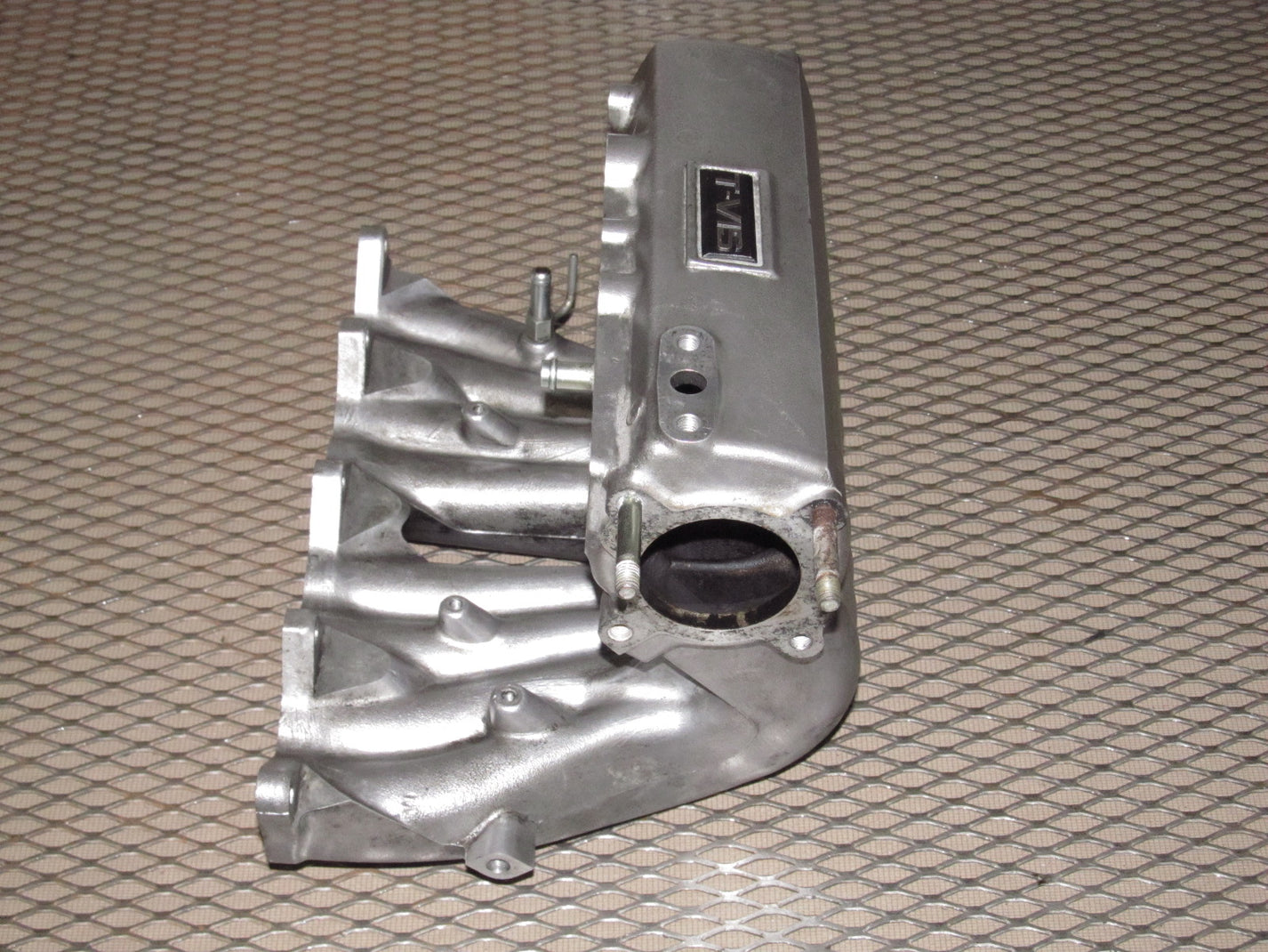 85 86 Toyota MR2 OEM Intake Manifold – Autopartone