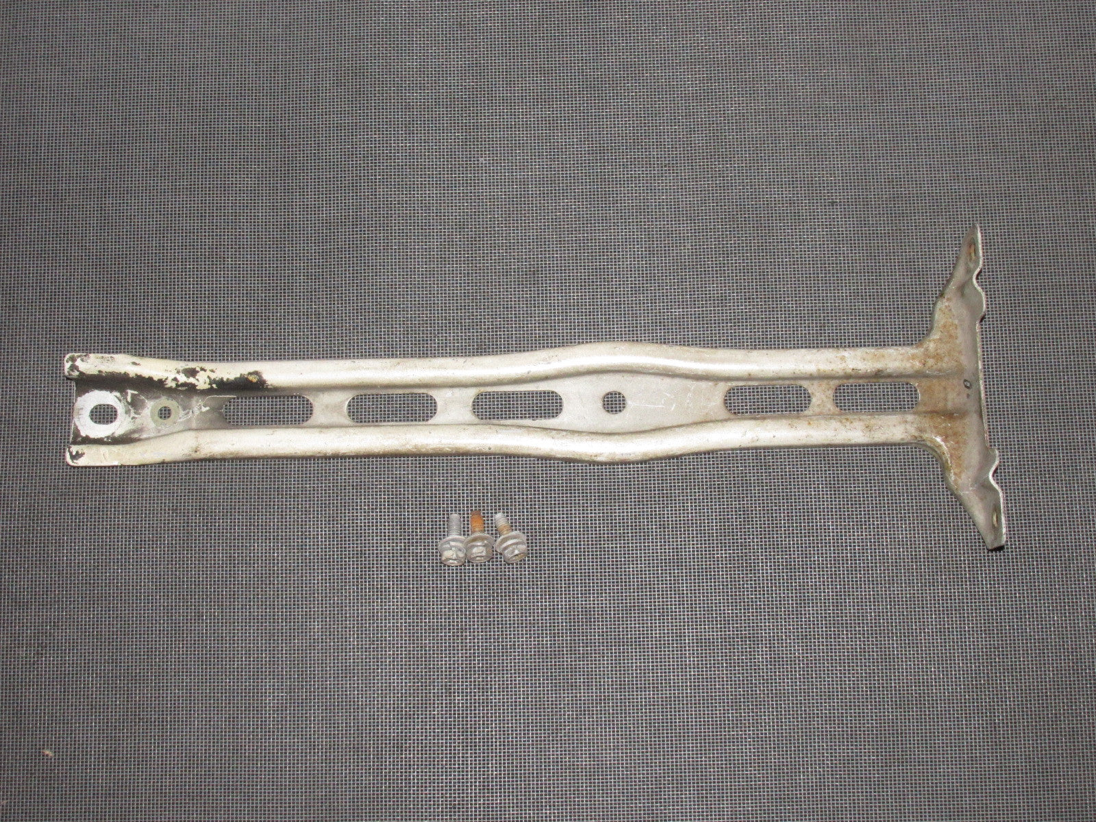 90 91 92 93 94 95 96 Nissan 300zx OEM Hood Latch Bracket – Autopartone
