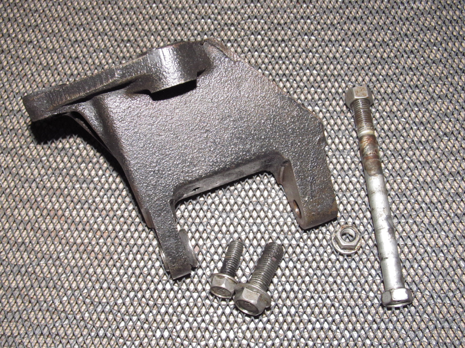 85 86 Toyota MR2 OEM Alternator Mounting Bracket – Autopartone.com