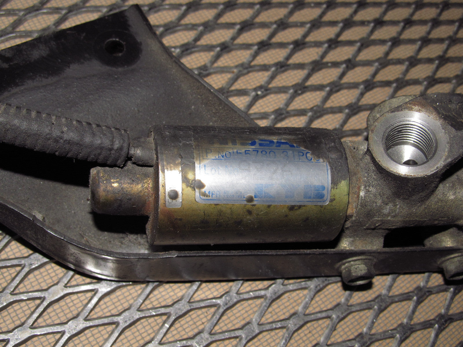 90 91 92 93 Nissan 300zx OEM Hydraulic Hicas Rear Power Steering Solen ...