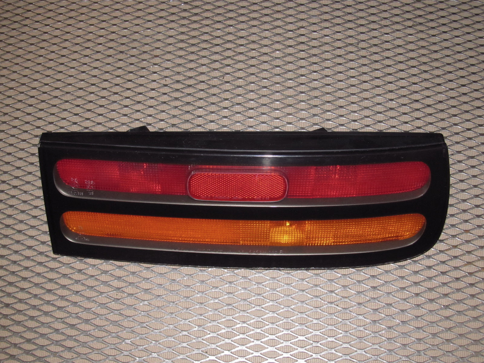 90 91 92 93 94 95 96 Nissan 300zx Tail Light - Right – Autopartone