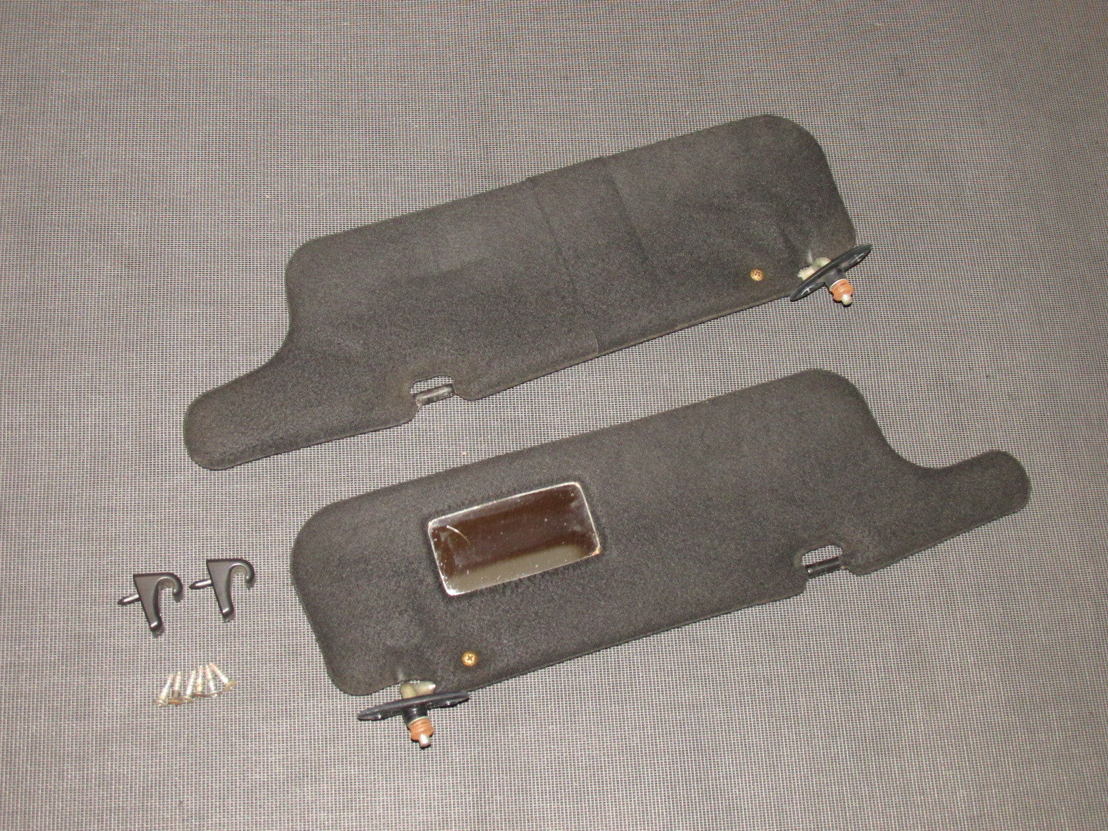 87 88 89 Toyota MR2 Sun Visor Set And Holder – Autopartone.com