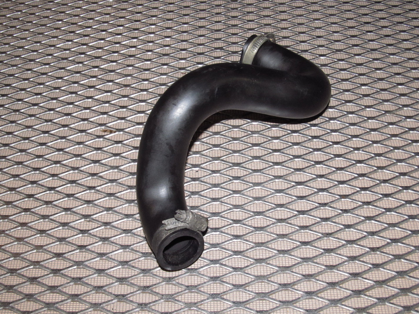 83-85 Porsche 944 OEM Intake Air Box Venturi Air Hose – Autopartone