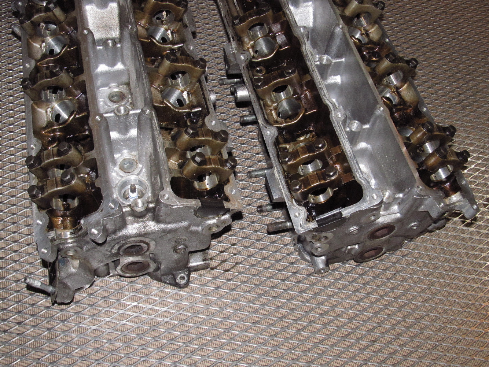 90-96 Nissan 300zx OEM Cylinder Head - Twin Turbo VG30DETT ...