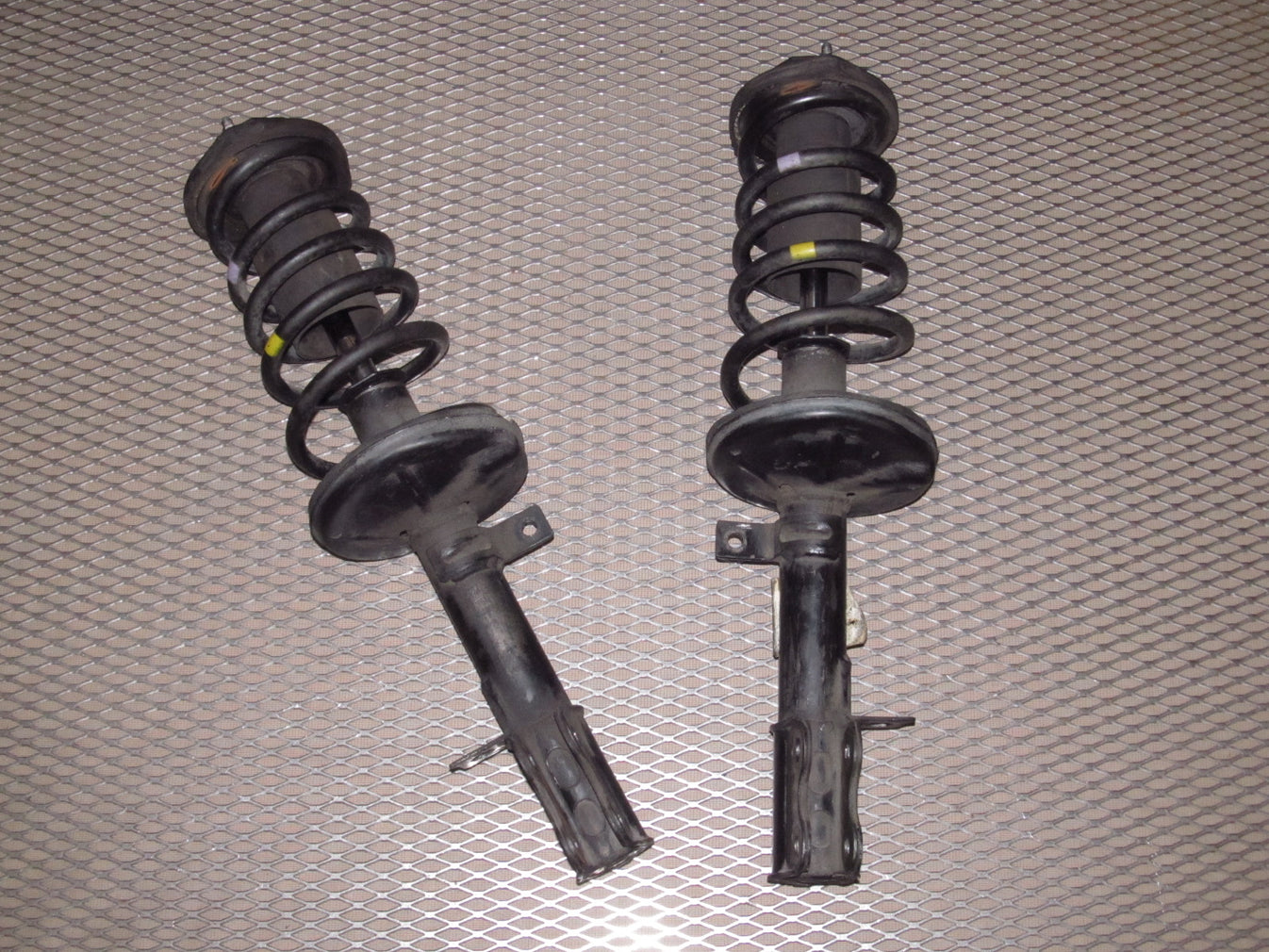 85 86 Toyota MR2 OEM Rear Shock & Spring Assembly - Set – Autopartone