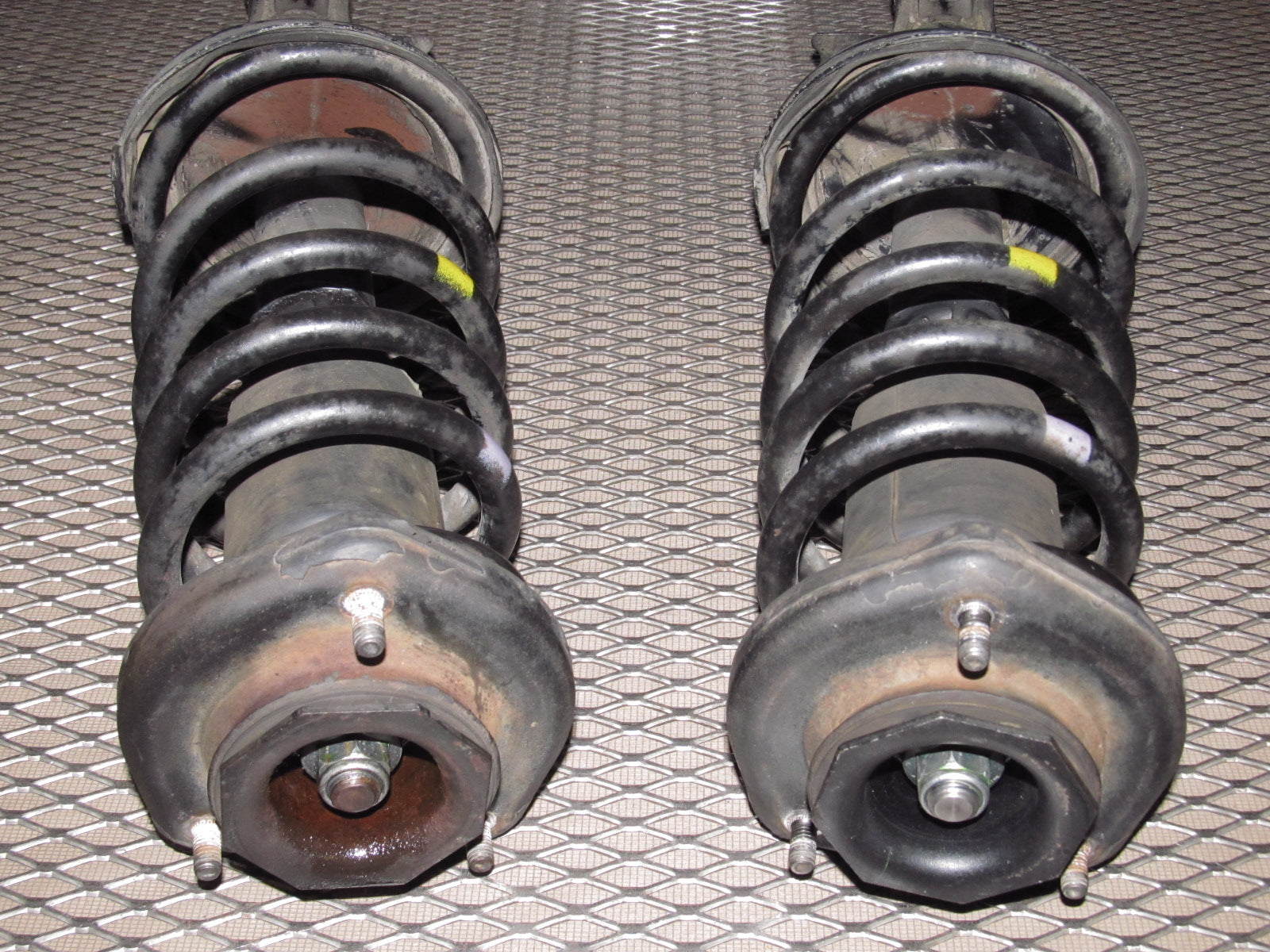 85 86 Toyota MR2 OEM Rear Shock & Spring Assembly - Set – Autopartone