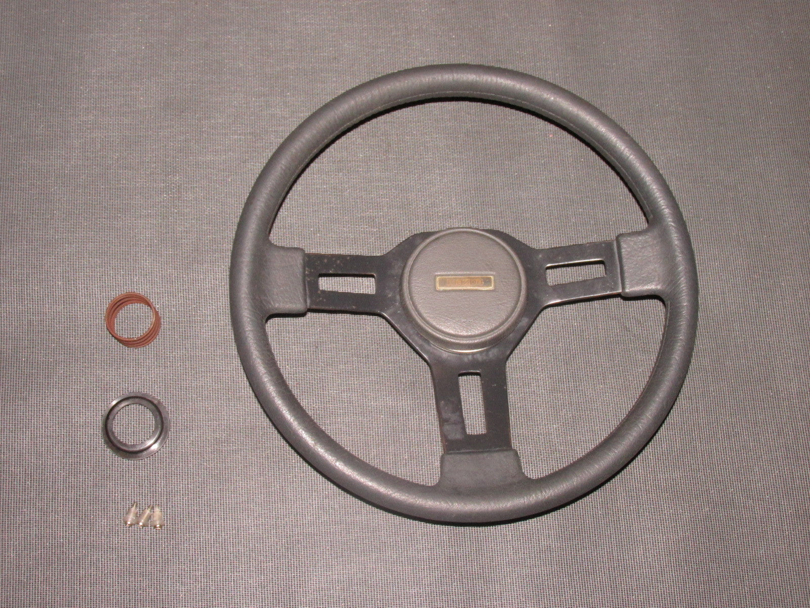 84 85 Mazda RX7 13B OEM Steering Wheel Assembly - Gray – Autopartone