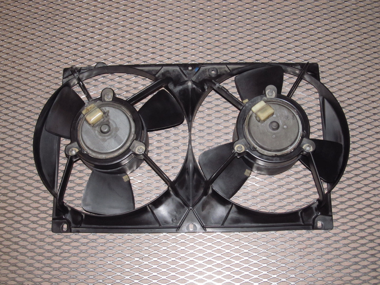 83-85 Porsche 944 OEM Engine Radiator & A/C Fan Kit – Autopartone