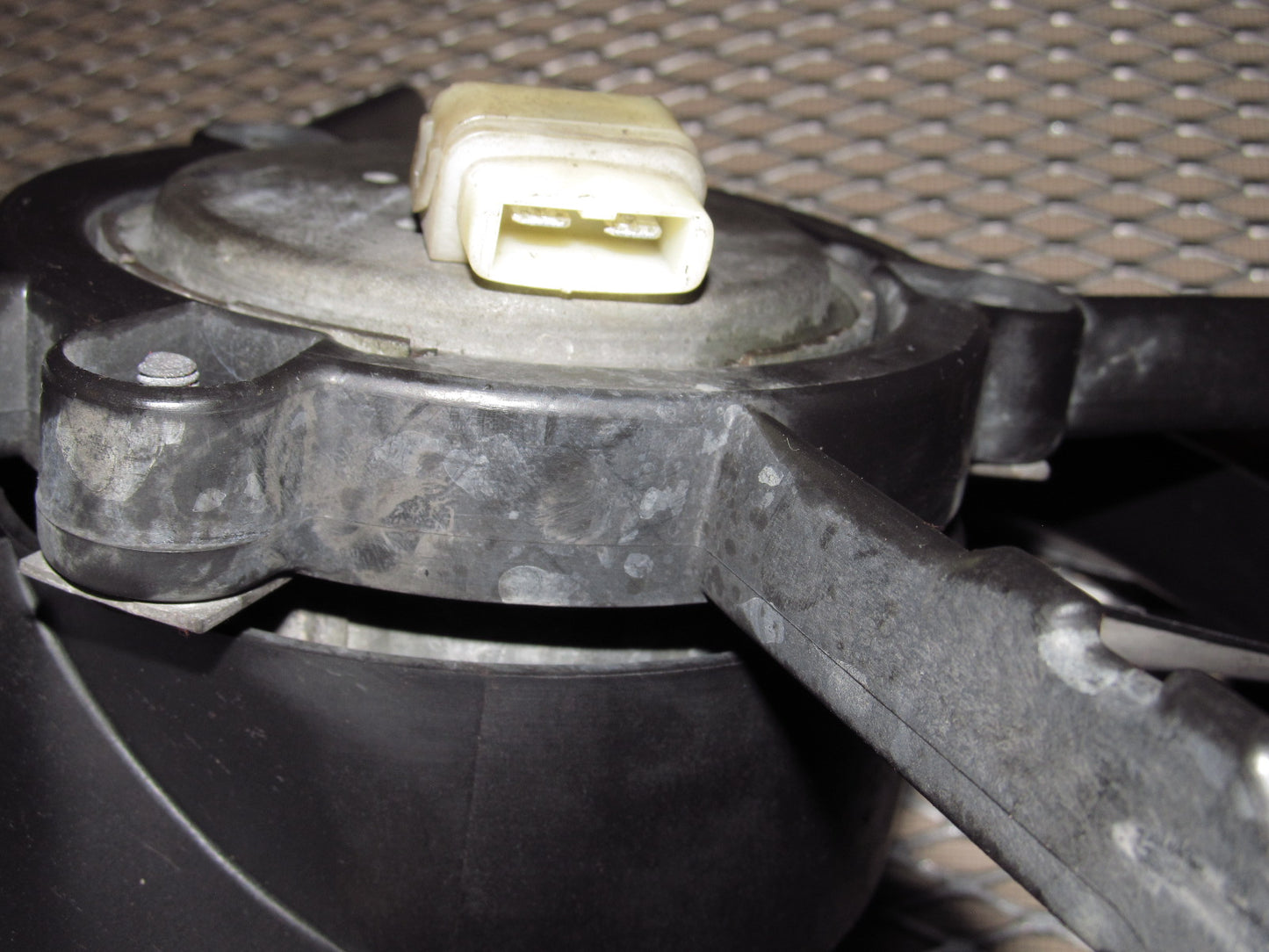 83-85 Porsche 944 OEM Engine Radiator & A/C Fan Kit – Autopartone