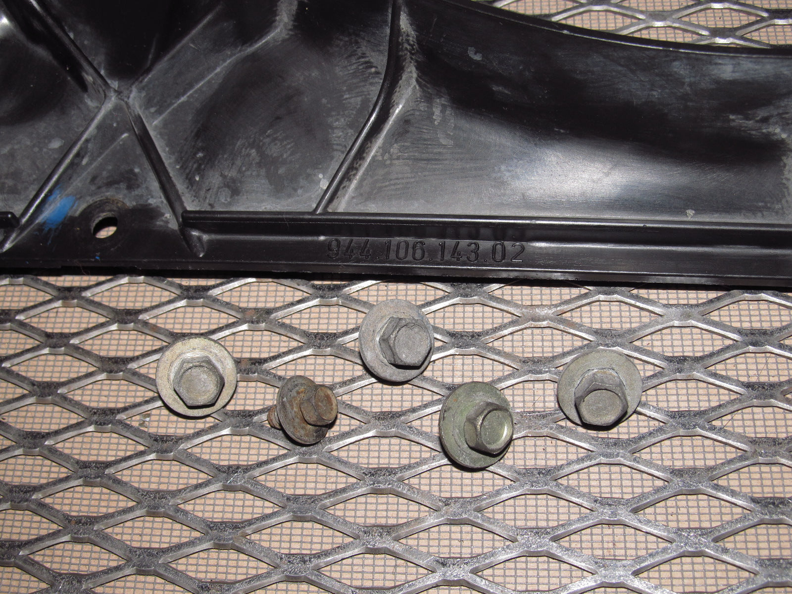 83-85 Porsche 944 OEM Engine Radiator & A/C Fan Kit – Autopartone