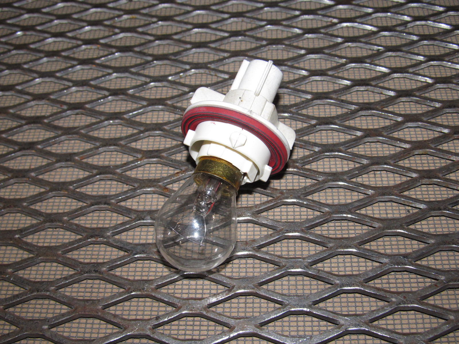 97 98 99 Mitsubishi Eclipse OEM Convertible Reverse Light Bulb Socket ...