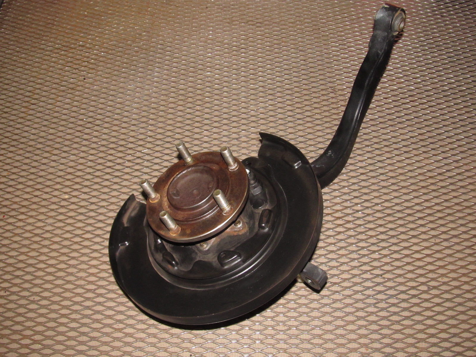 97 98 99 Mitsubishi Eclipse OEM Rear Wheel Spindle Hub & Knuckle - Lef ...