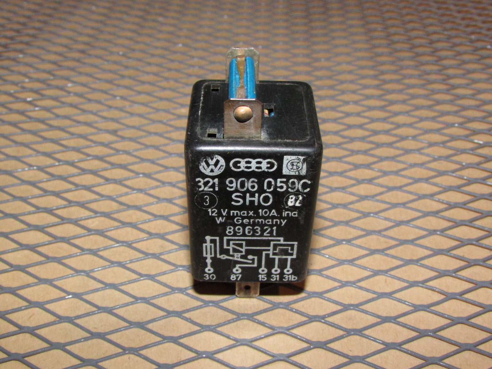 Audi & Volkswagen Relay 321 906 059 C – Autopartone