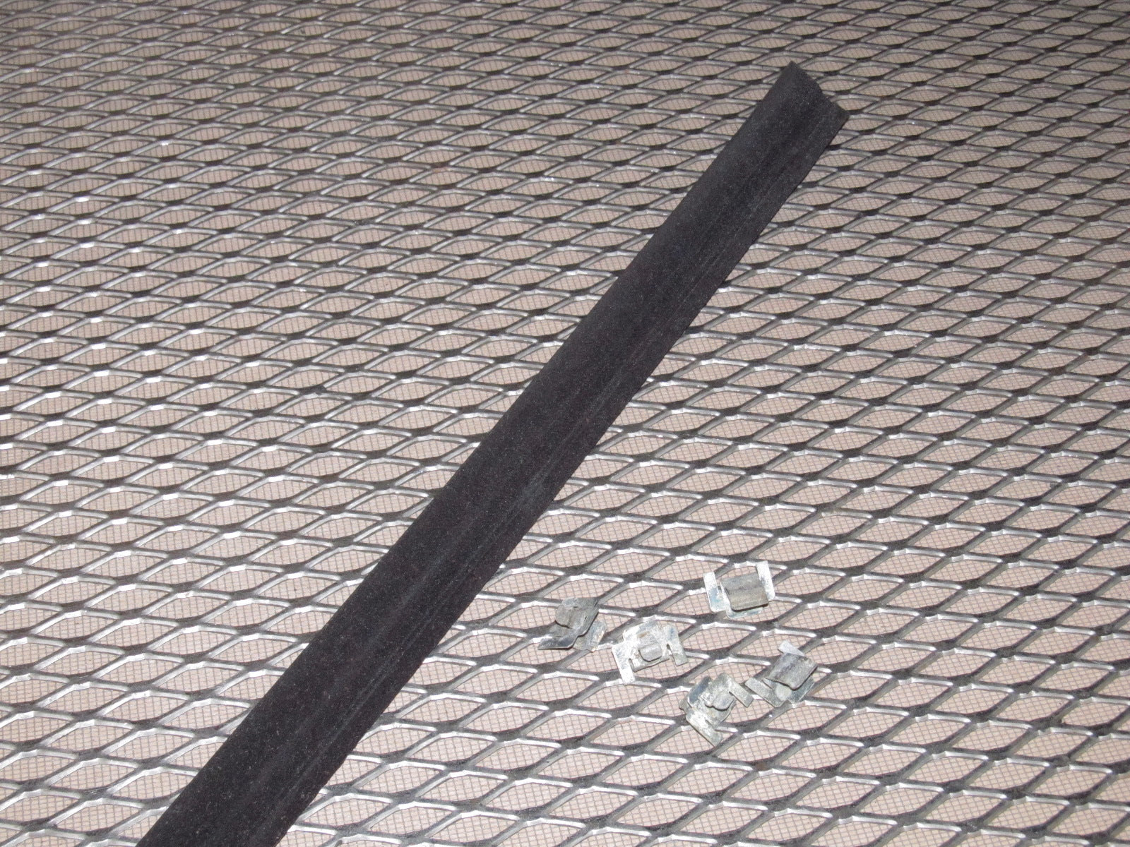 83-85 Porsche 944 OEM Exterior Window Guide Moulding - Right ...