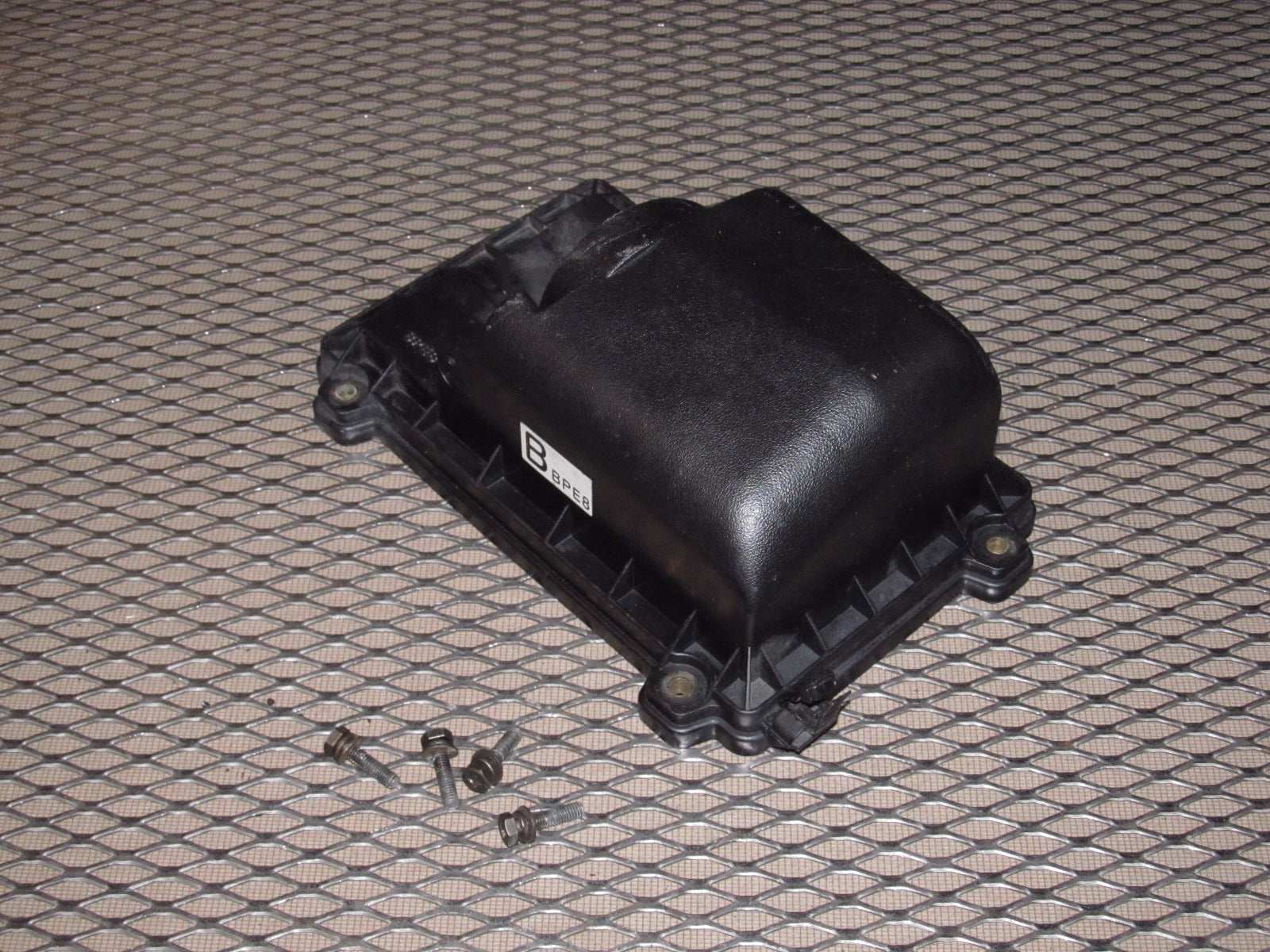 94 95 96 97 Mazda Miata OEM Air Box Cover – Autopartone.com