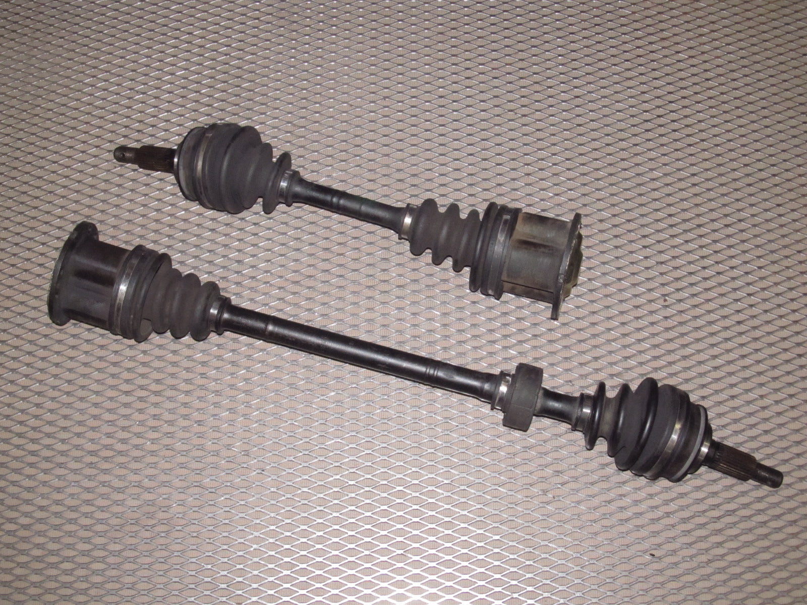 85 86 Toyota MR2 OEM CV Drive Axle - M/T Set – Autopartone.com