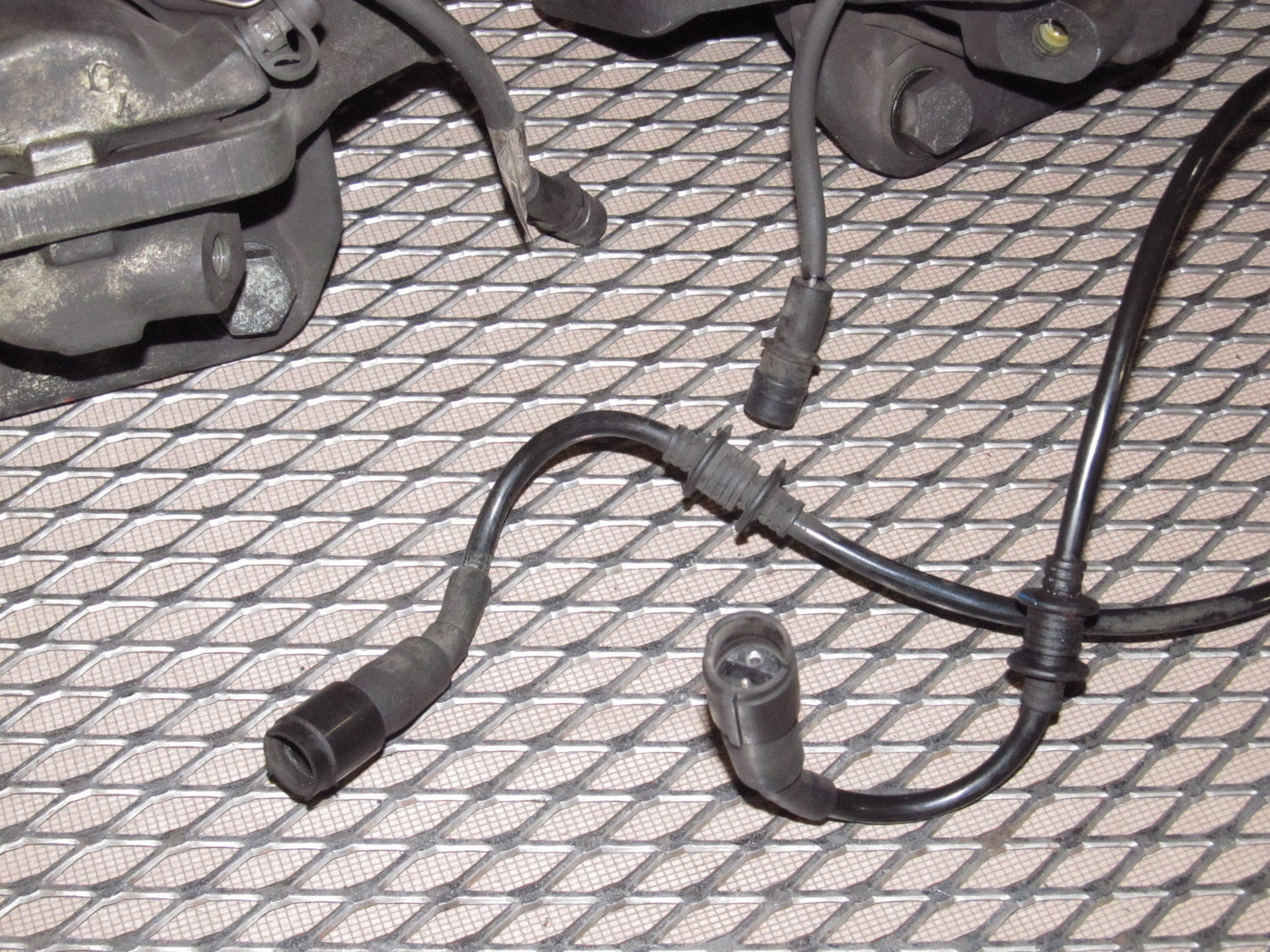 83-85 Porsche 944 OEM Front Brake Caliper – Autopartone.com