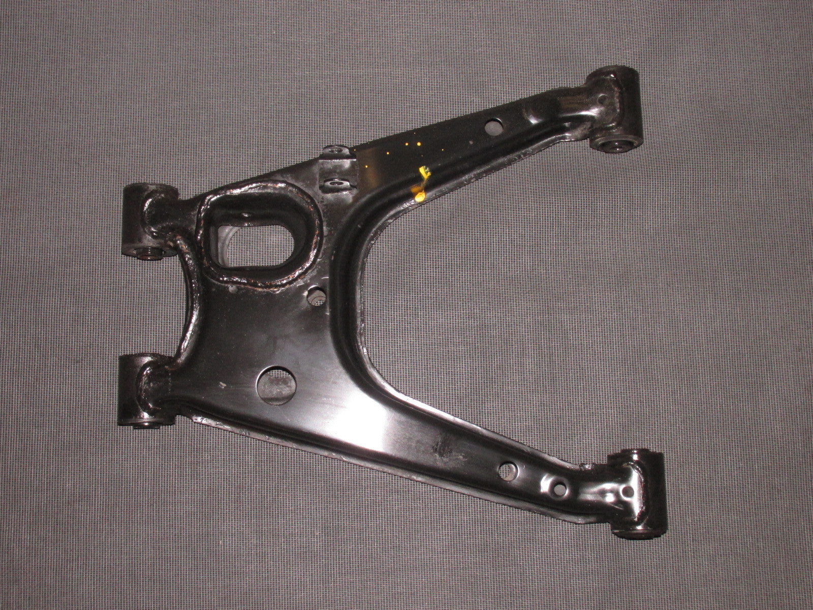 90 91 92 93 Mazda Miata OEM Lower Control Arm - Rear Right – Autopartone