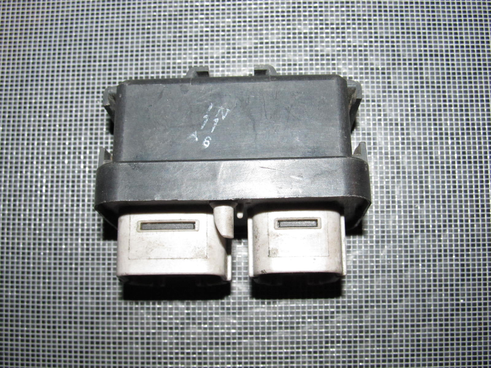 Toyota & Lexus ABS Trac Relay 88263-12070 – Autopartone