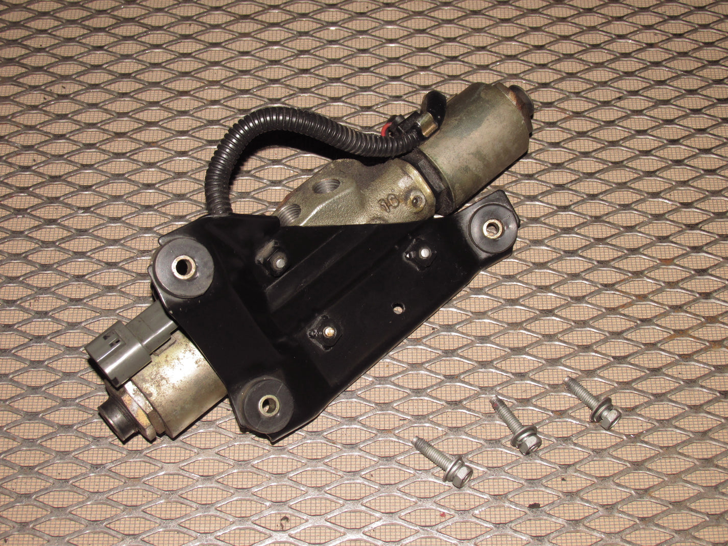 90 91 92 93 Nissan 300zx OEM Hydraulic Hicas Rear Power Steering Solen ...