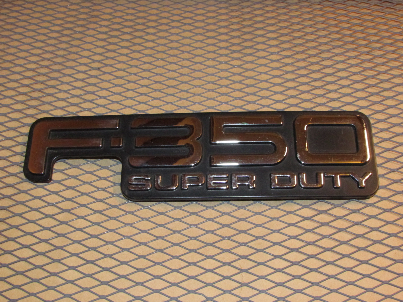 99 00 01 02 03 04 Ford F-350 OEM Front Fender Super Duty Emblem Badge ...
